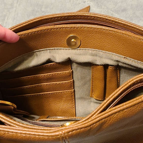 Toni | Bags | Toni Leather Crossbody Purse | Poshmark